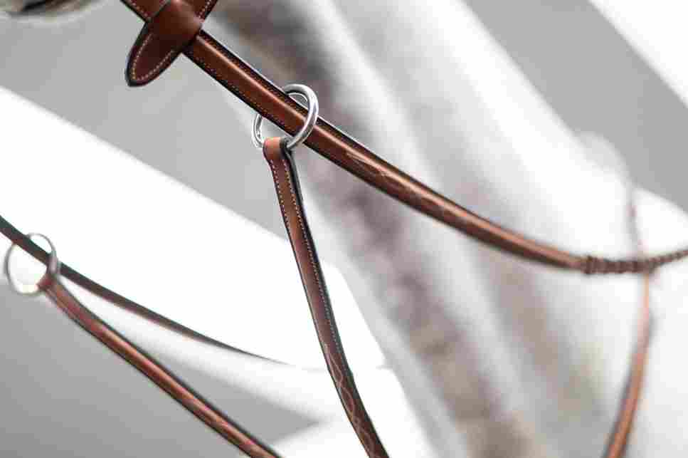 BUTET Sellier : La nouvelle gamme de briderie, symbole du savoir-faire ...